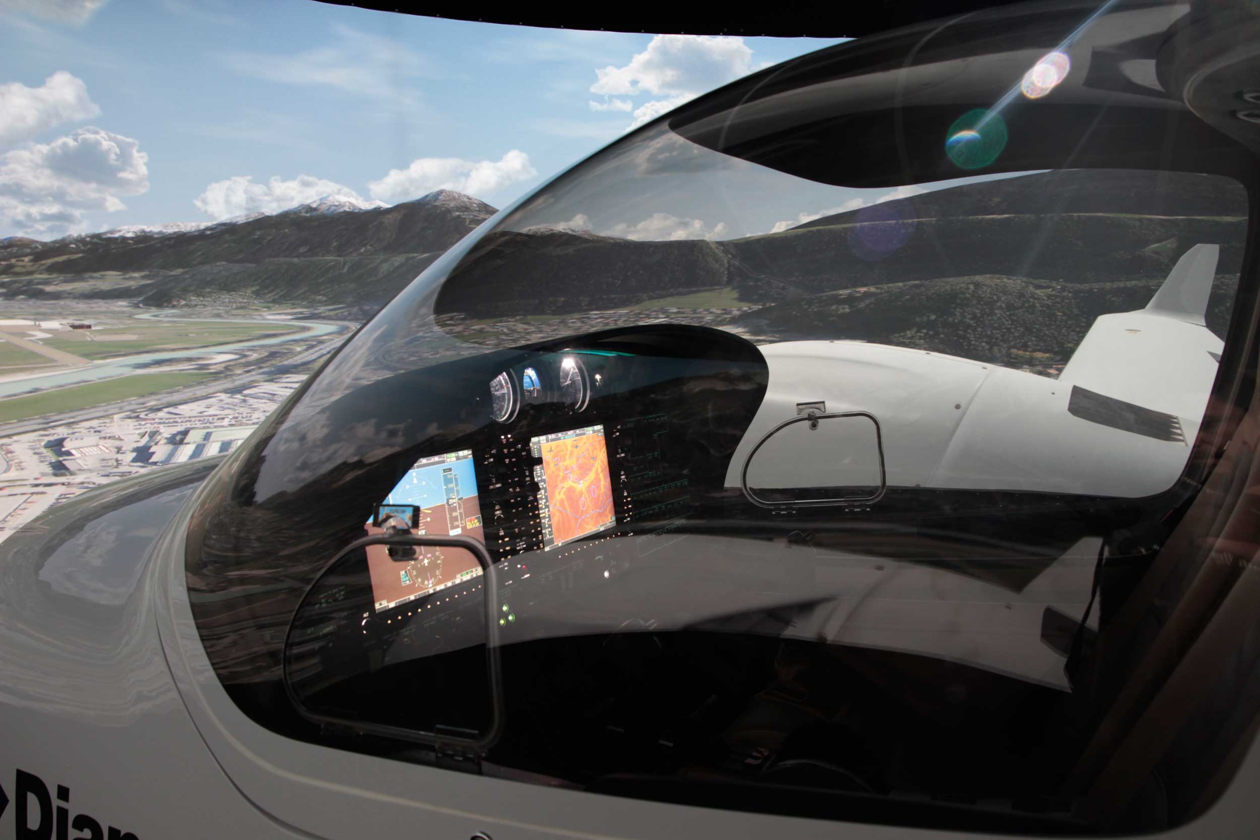 Diamond_Aircraft_Simulator-PCN - Pilot Career News : Pilot Career News