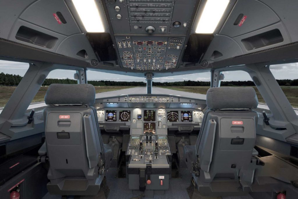 Real Airbus A320 cockpit adds realism to Leading Edge’s new sim - Pilot ...